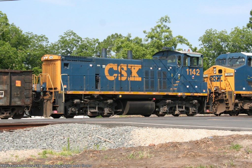 CSX 1142